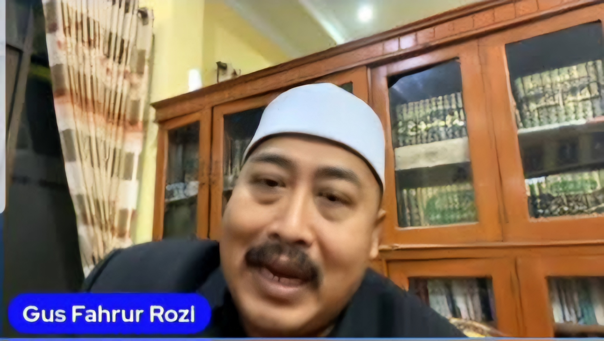 SANGGAHAN ILMIAH TERHADAP PERNYATAAN GUS AHMAD FAHRURROZI: Antara Gus ...